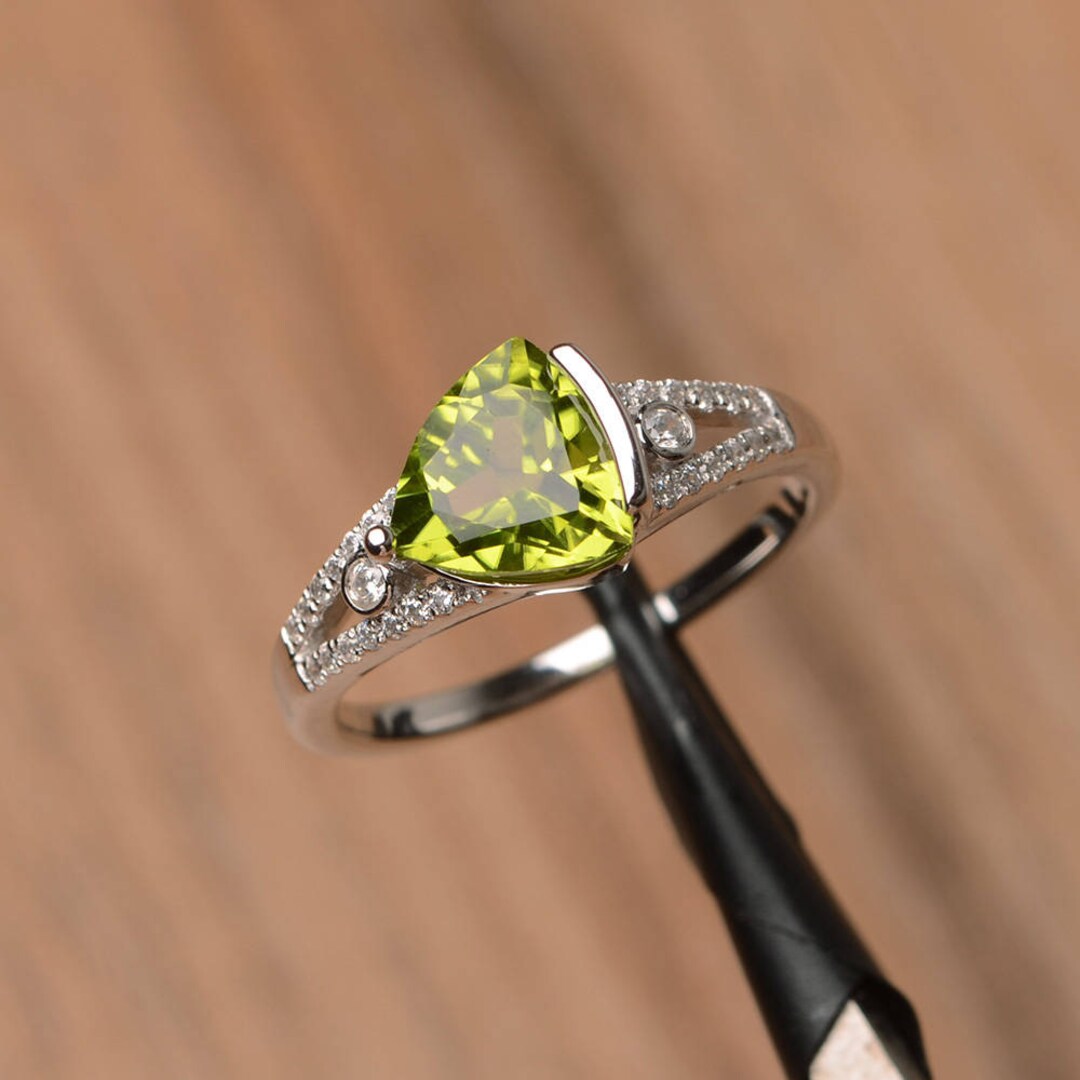 Real Natural Green Peridot Ring Engagement Ring Trillion Cut Sterling ...