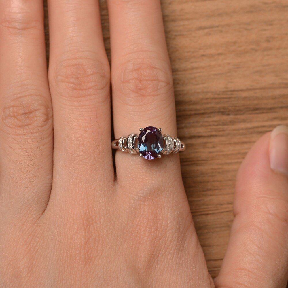 Alexandrite Ring Wedding Ring June Birthstone Ring Oval Cut - Etsy