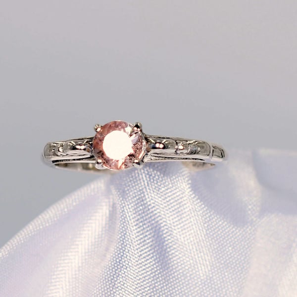 Pink Beryl Ring - Etsy