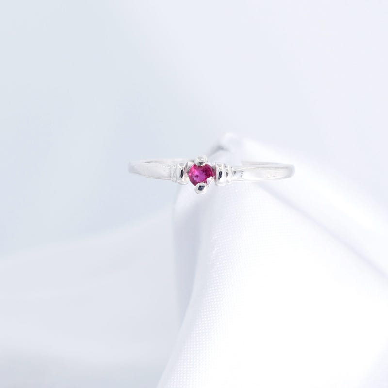 Small Ruby Ring - Etsy