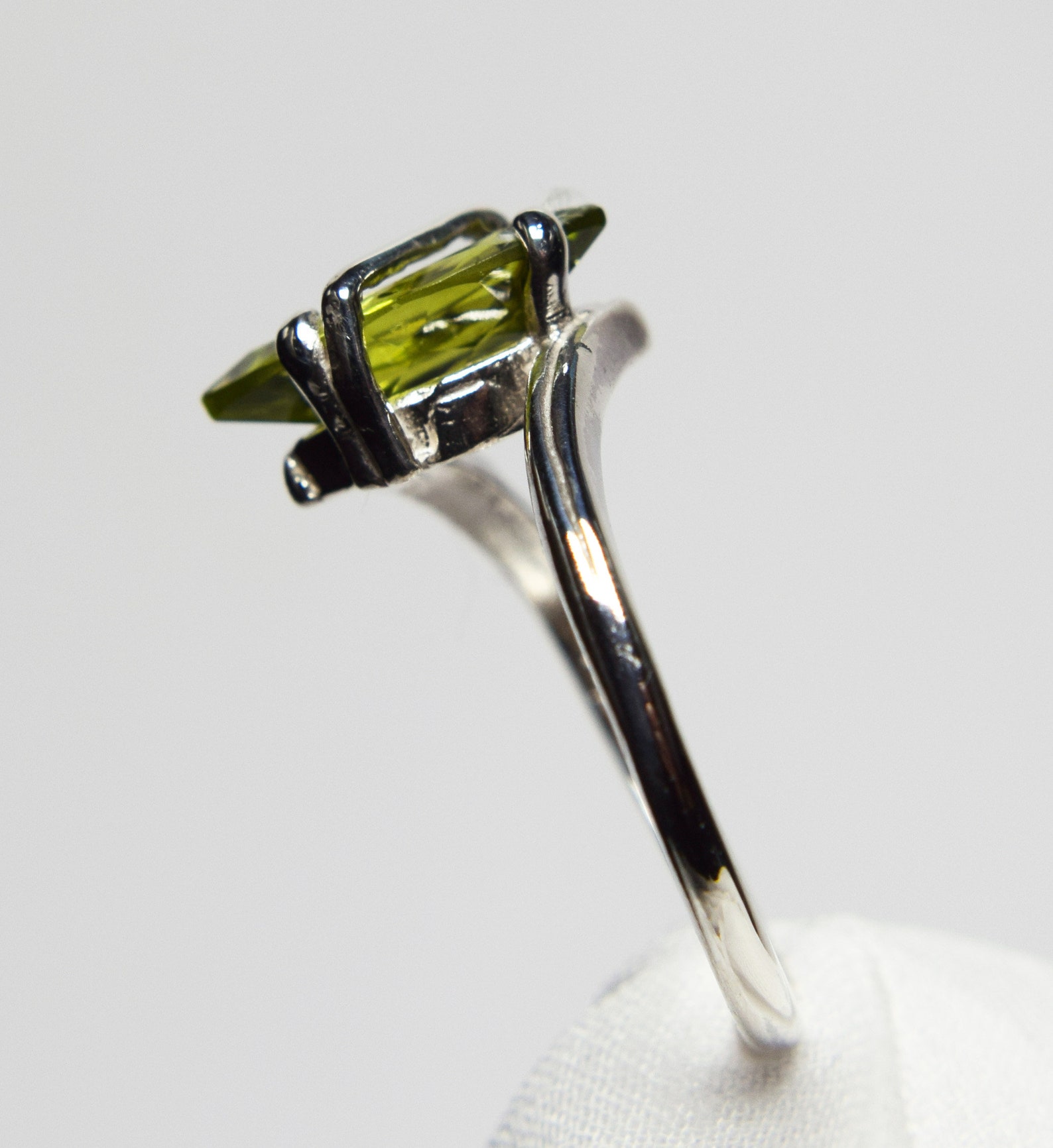 Peridot Ring Peridot Marquise Ring 12x6 mm 1.5ct August | Etsy