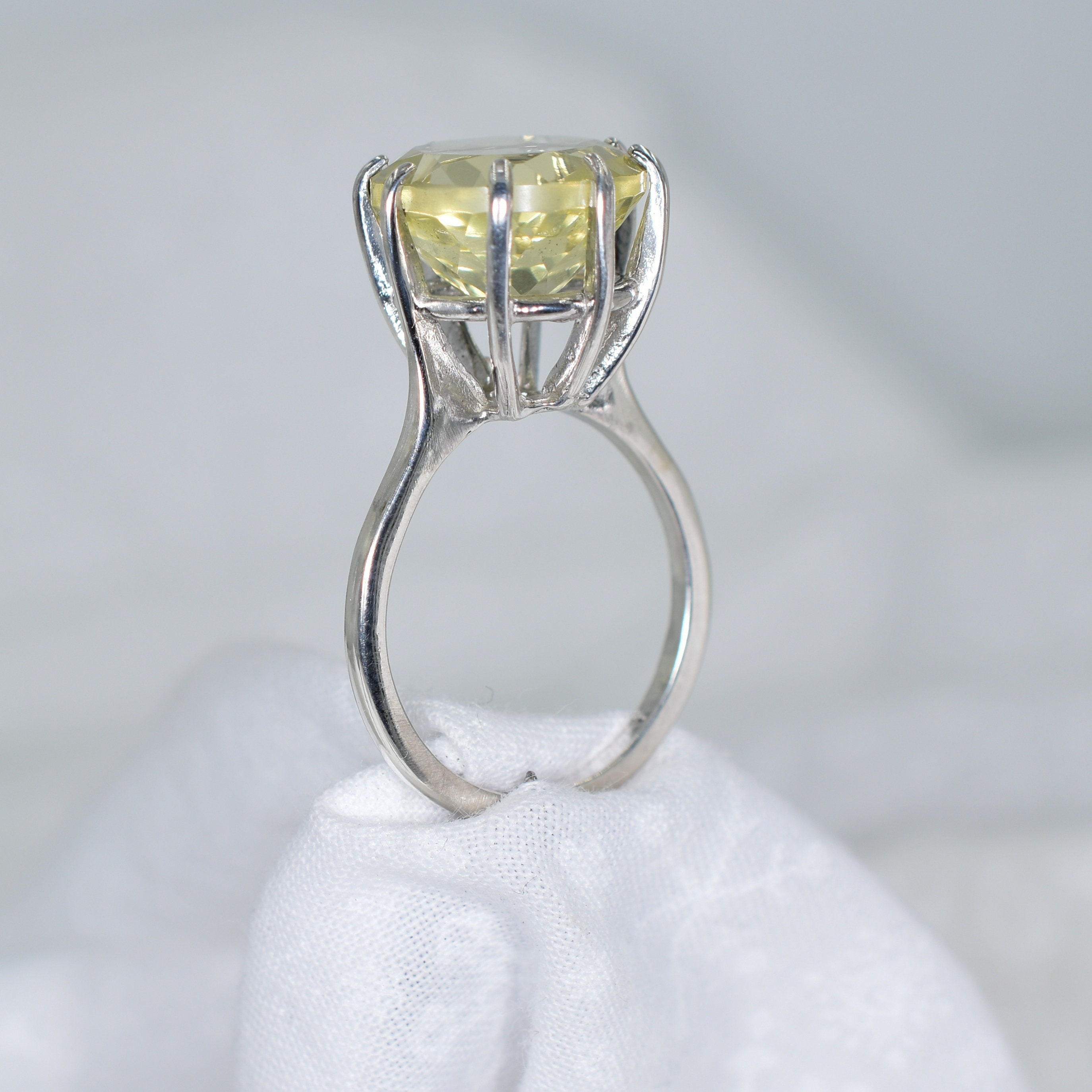 Yellow Labradorite Ring Big and Bold Solitaire Genuine - Etsy.de