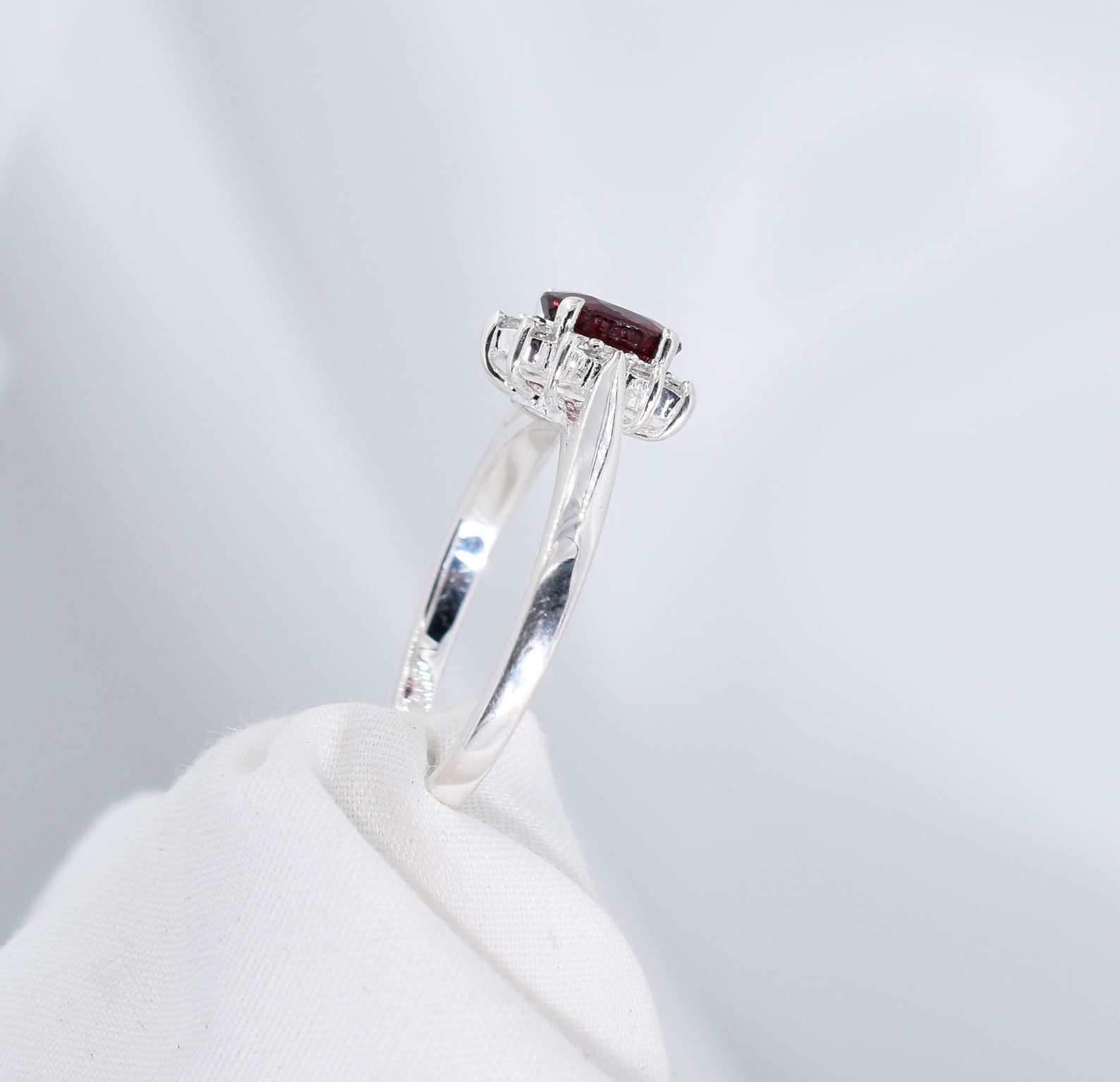 Red Spinel Ring Genuine Natural Untreated 7x5mm Oval - Etsy