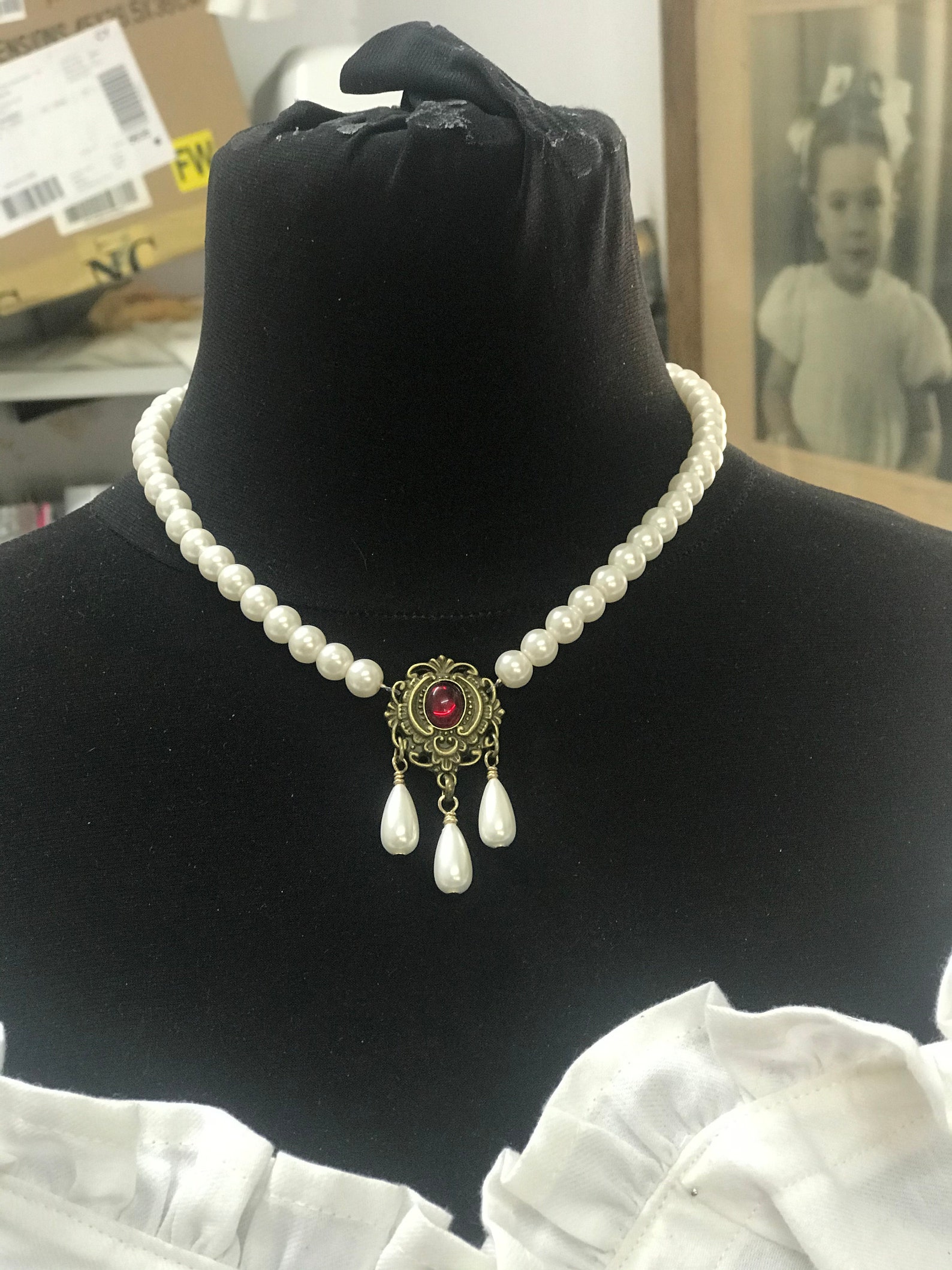 Renaissance Tudor pearl necklace Medieval Necklace historical | Etsy