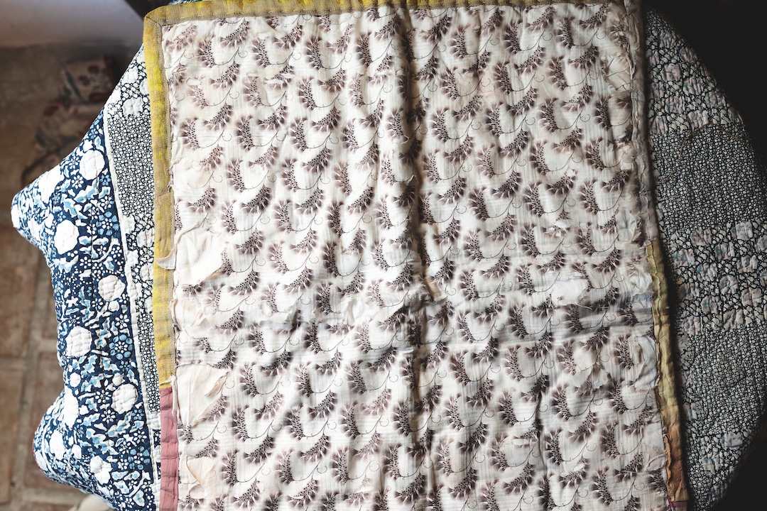 Rare 18th-century Silk Quilt With Silk Pieced Border and a Rustic Linen ...