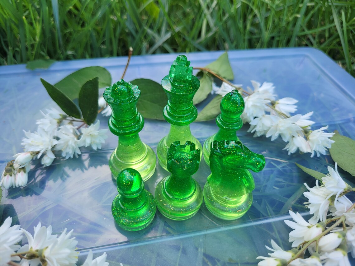 Nature Colored Chess Set - Etsy