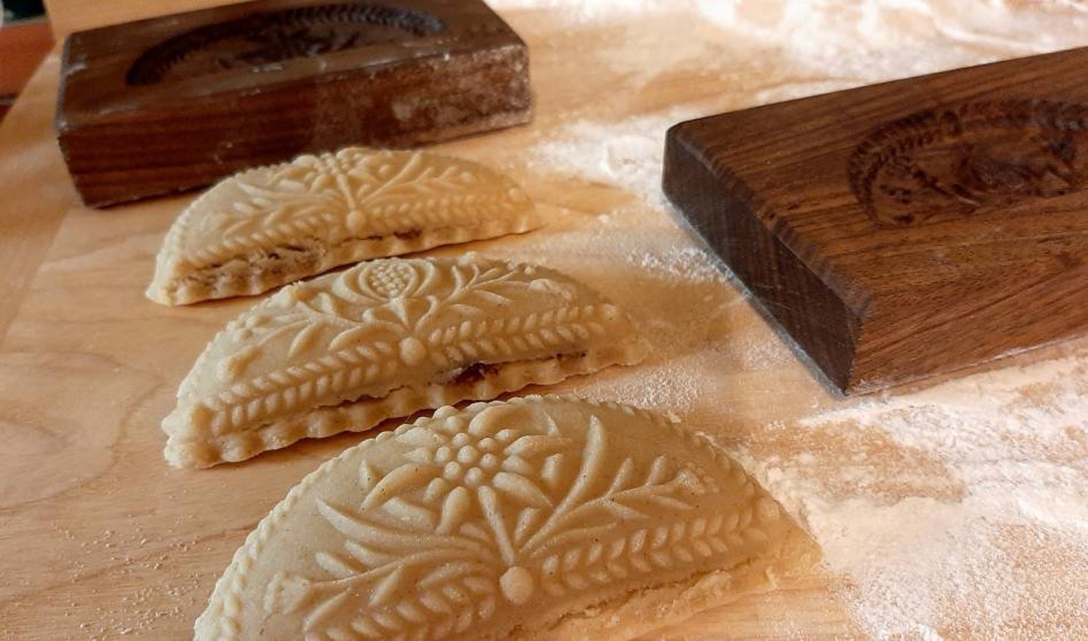 HAND CARVED Walnut Wood Cookie Mold Springerle Biberli - Etsy