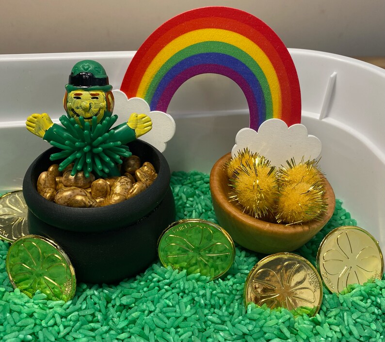 St. Patrick's Day Sensory Bin, Lucky Leprechaun Sensory Rice Kit ...