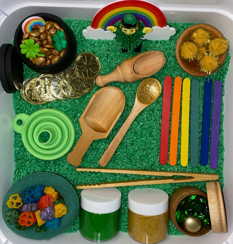St. Patrick's Day Sensory Bin, Lucky Leprechaun Sensory Rice Kit ...
