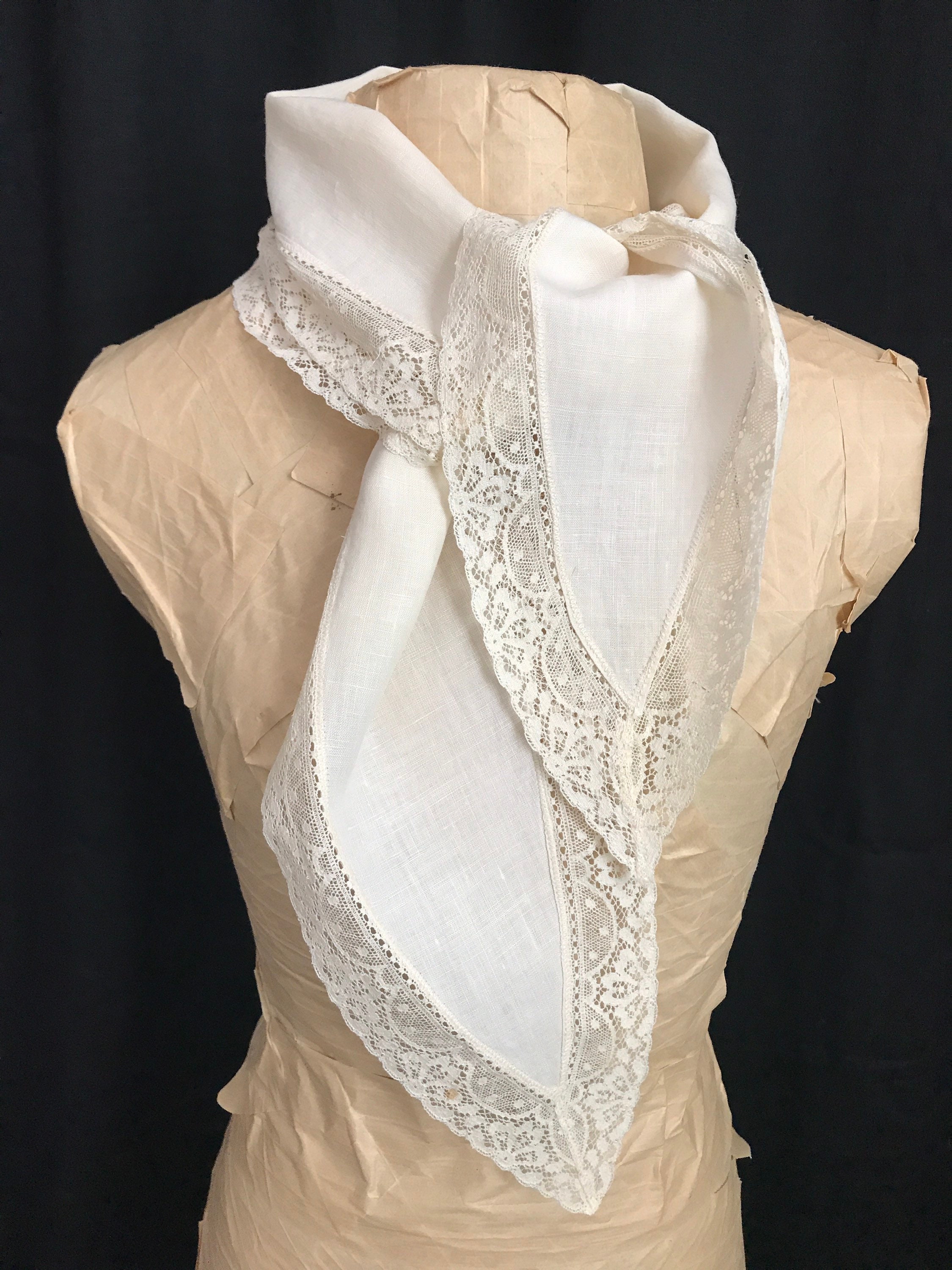 VTG Cream Linen Lace Neck Tie Scarf Cravat Lace Trim