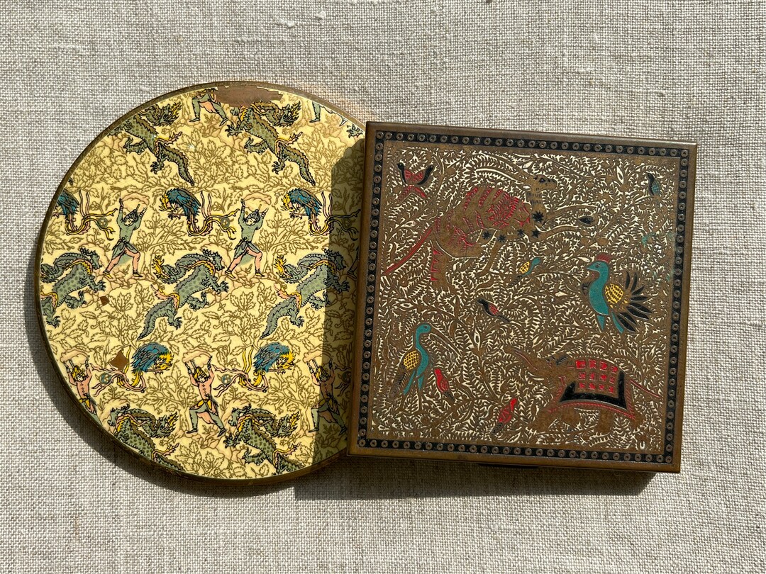 VTG Compacts Volupte Chinese Dragon Pheonix Large Round Compact Volupte ...