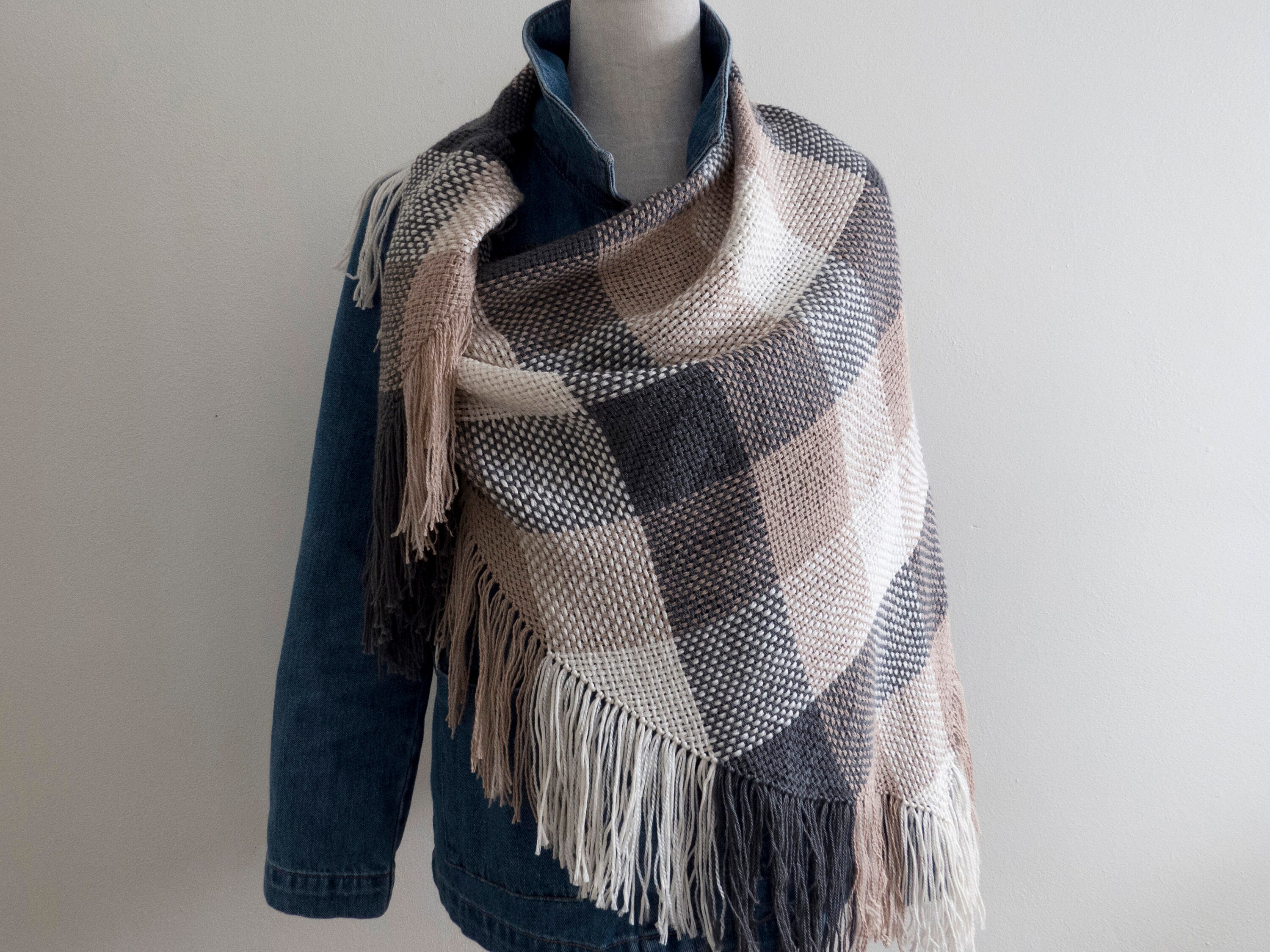 Handwoven Plaid Buffalo Check Cotton Triangle Shawl Scarf 'thunderstorm ...