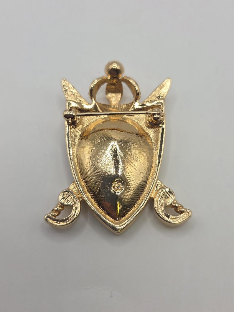 Vintage Swarovski Savvy Red Crystal Coat of Arms Brooch - Etsy