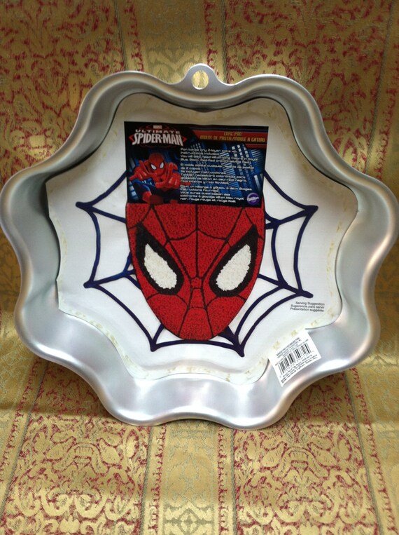 New Wilton Ultimate Spiderman Cake Pan. | Etsy