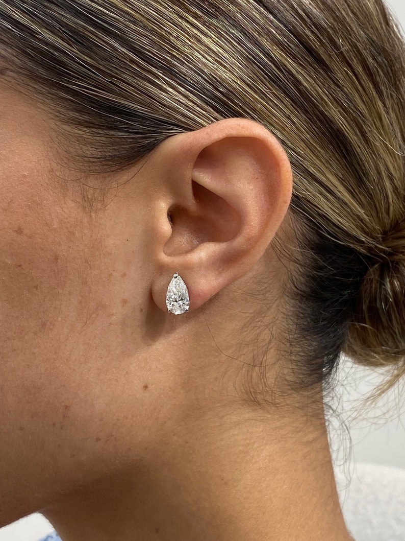 IGI Certified 3.0 Ct Pear Cut Lab Created Diamond Earrings, E/VS1 Lab ...