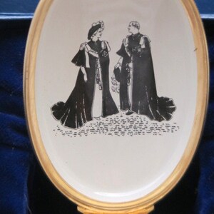 Halcyon Days Queen Elizabeth II 40th Wedding Enamel Box 1987 - Etsy