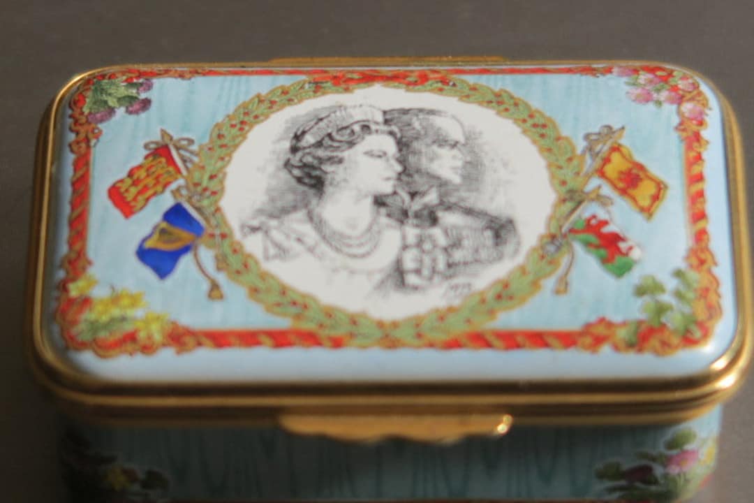 Halcyon Days Enamel Queen Prince Philip 50th Wedding Anniversary ...