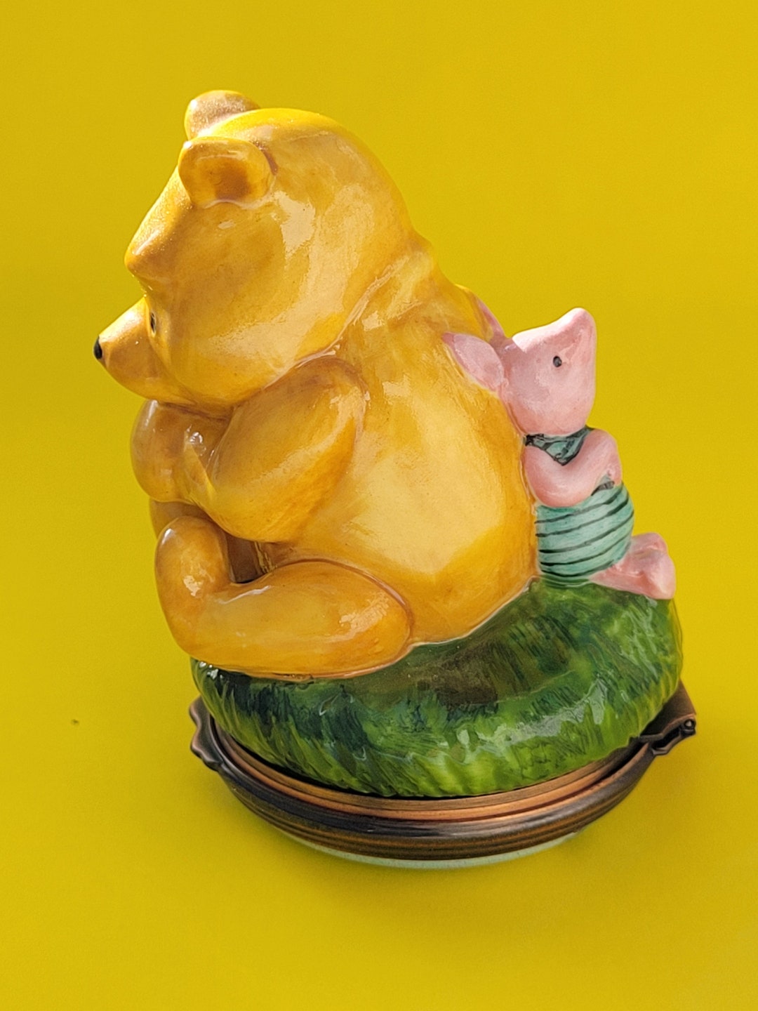 Halcyon Days Winnie Pooh Piglet Bonbonniere A Friend to Lean on Disney ...