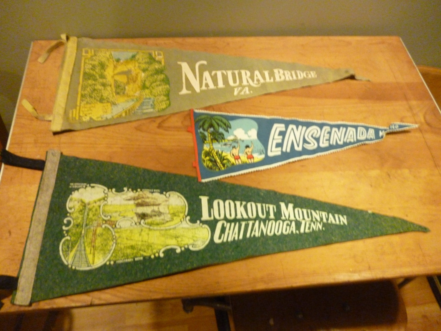 3 Vintage Collectible Pennants/banners - Etsy