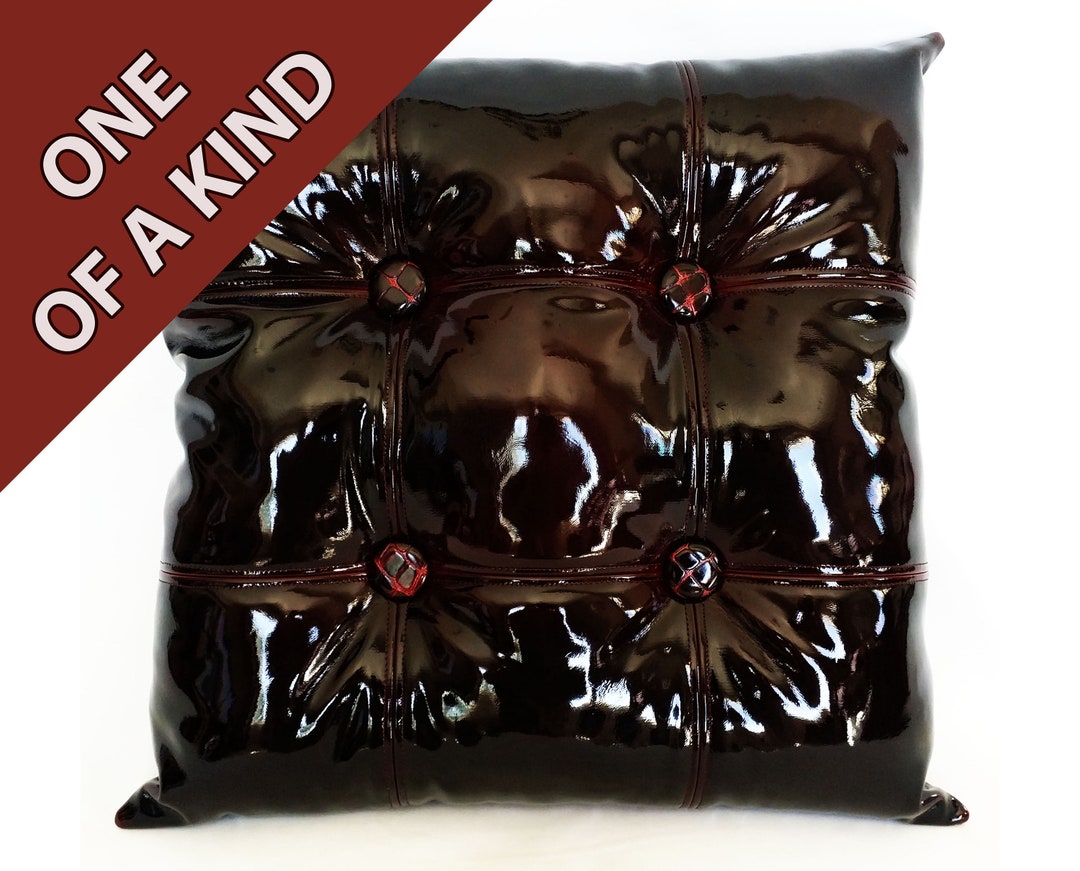 Color Changing Pillow in Vinyl and Crocodile Embossed Vinyl Fabrics ...
