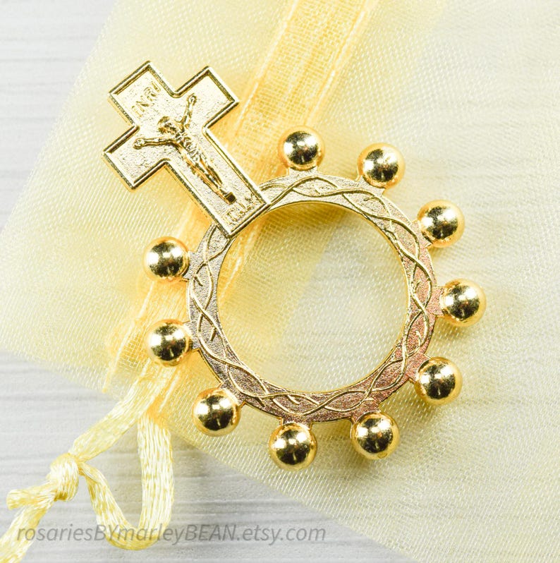 One Decade Finger Rosary Ring Stamped ITALY Crucifix Our Father Station ...