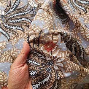 Indonesian Sarong Batik, Javanese Cotton Fabric Grey Floral Batik - Etsy