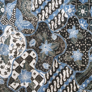 Traditional Indonesian Batik Fabric Hand Drawn, Women Sarong/ Kebaya ...