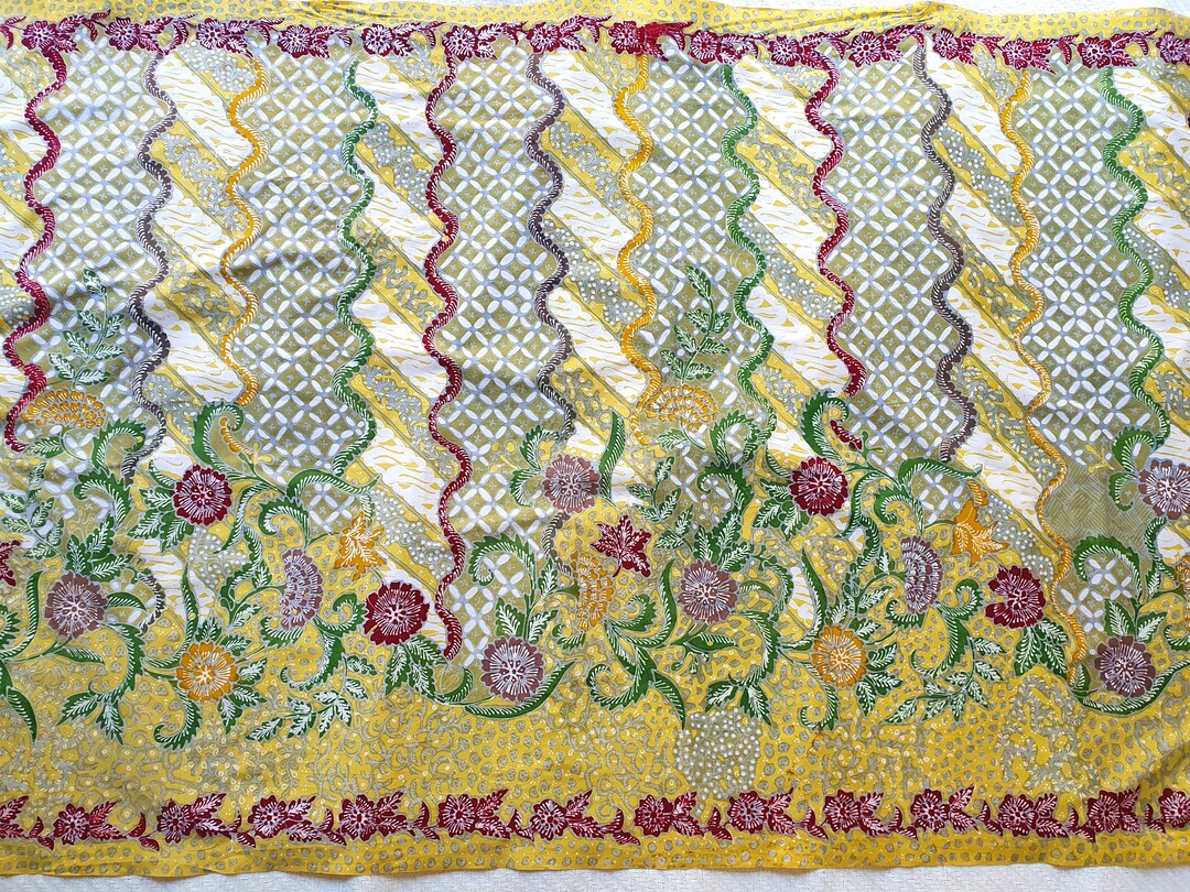 Indonesian Batik Fabric, Javanese Women Sarong/ Kebaya in Yellow Floral ...