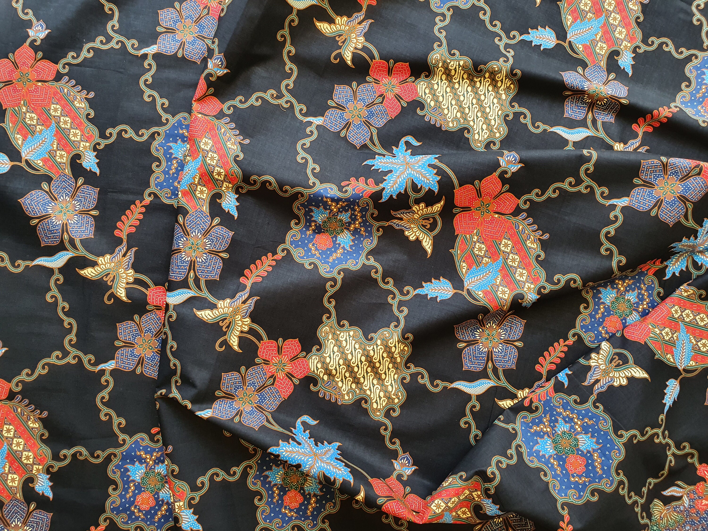 Traditional Indonesian Batik Fabric/ Sarong/ Pareo 100% Cotton | Etsy
