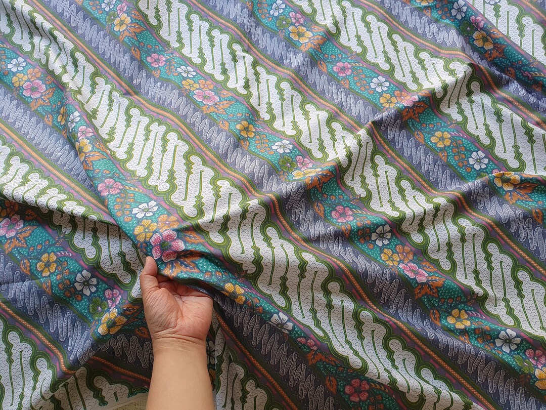 Indonesian Batik Sarong Cotton, Javanese Fabric Parang Floral, Summer ...