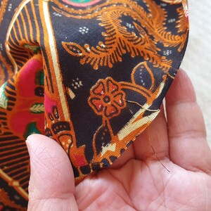 Indonesian Batik Fabric Hand Fans, Traditional Javanese Batik Sarong ...