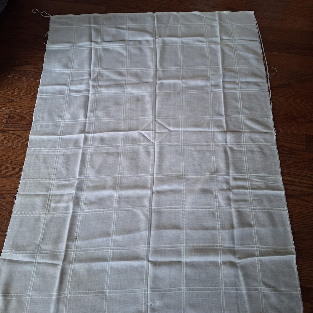 Anne Cloth, Ivory Coloured, Unpackaged, 18 Count, Approximately 40 X 60 ...