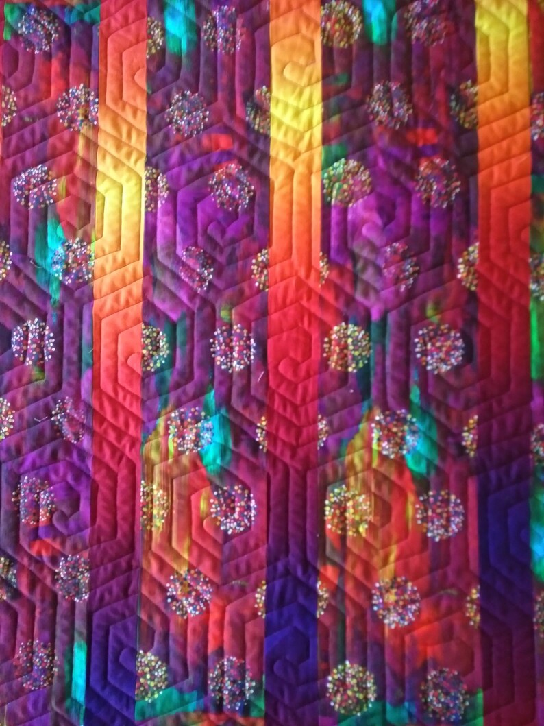 Modern Quilt Pattern Shaded Daisies Ombre Fabric Queen Lap | Etsy