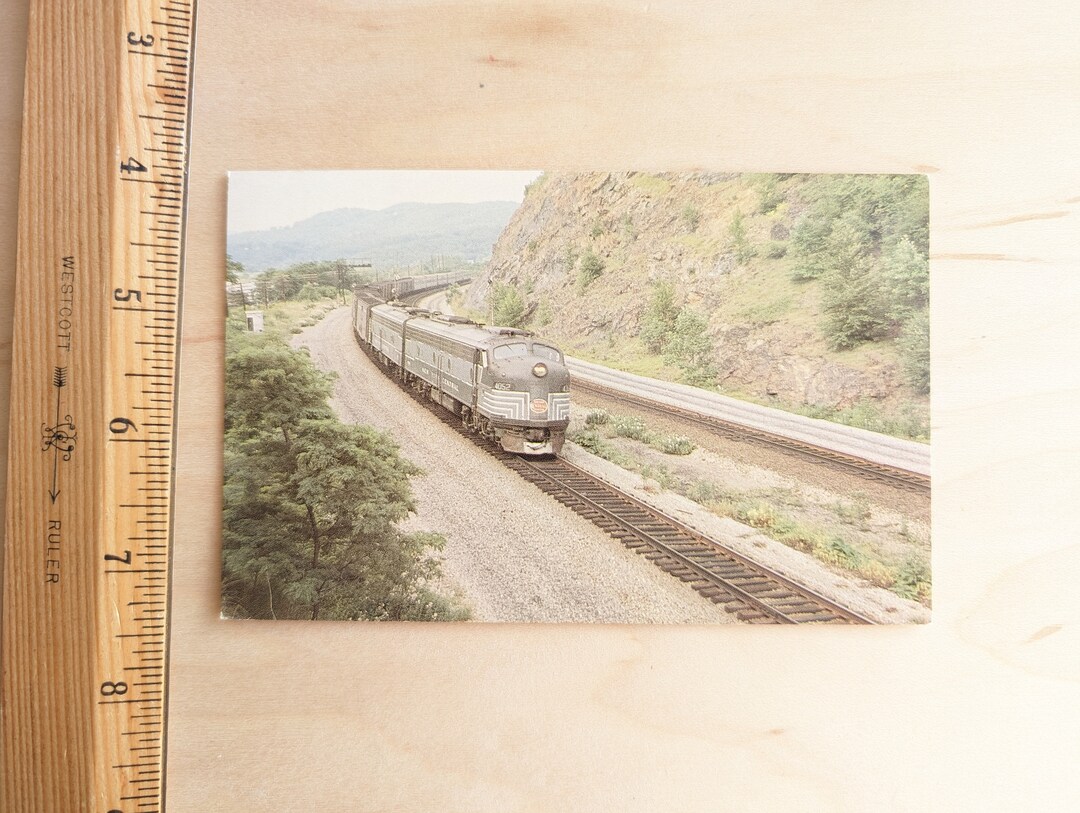 Unused the Mohawk Train Postcard, New York Central Train, New York ...