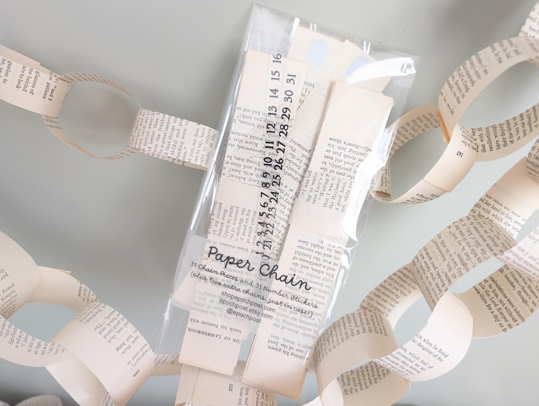 Vintage Book Paper Chain Kit, 31 Chains and 31 Number Stickers to Count ...
