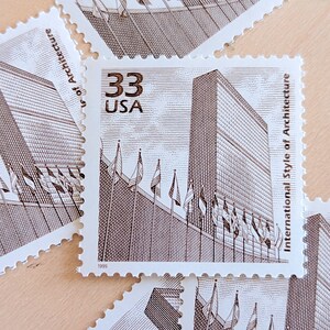 5 International Arcitecture Stamps, 33 Cent, 1998, 1940s Celebrate the ...