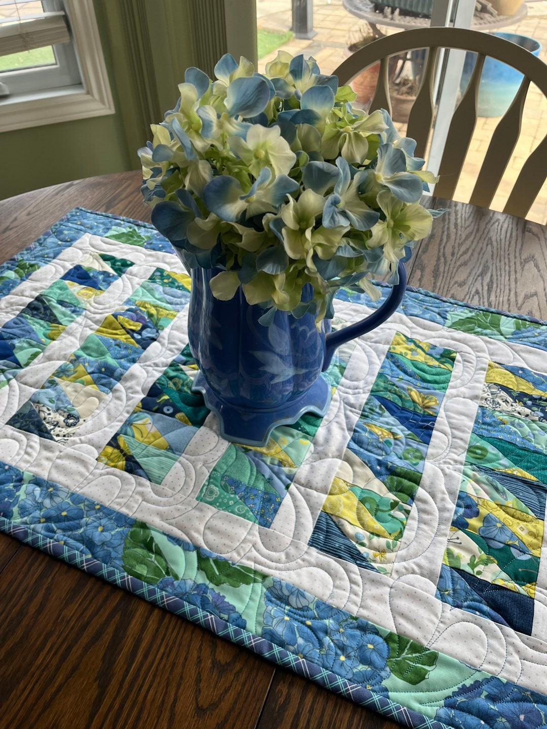 Quilted Spring Table Runner, Handmade Floral Table Topper, Spring Table ...