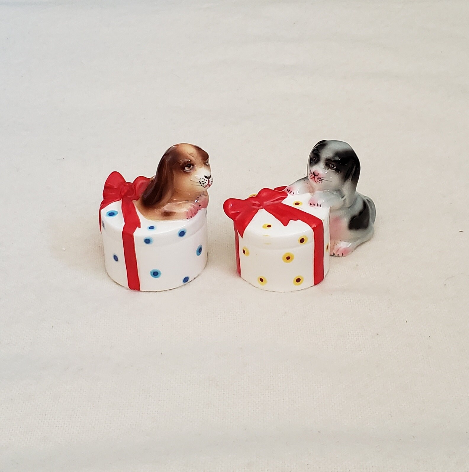 Dog Salt and Pepper Shakers Vintage S & P shakers whimsical | Etsy