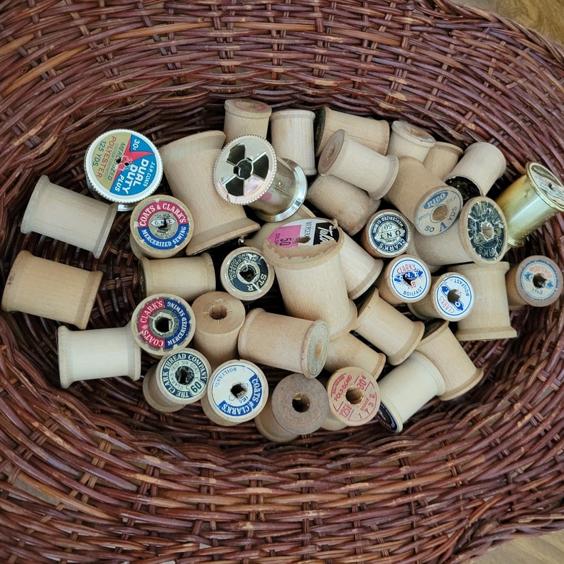 Wooden Thread Spools Vintage Wood Spools Quantity 37 - Etsy
