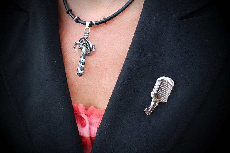 Microphone Pin Badge Retro Vintagestyle 3D - Etsy