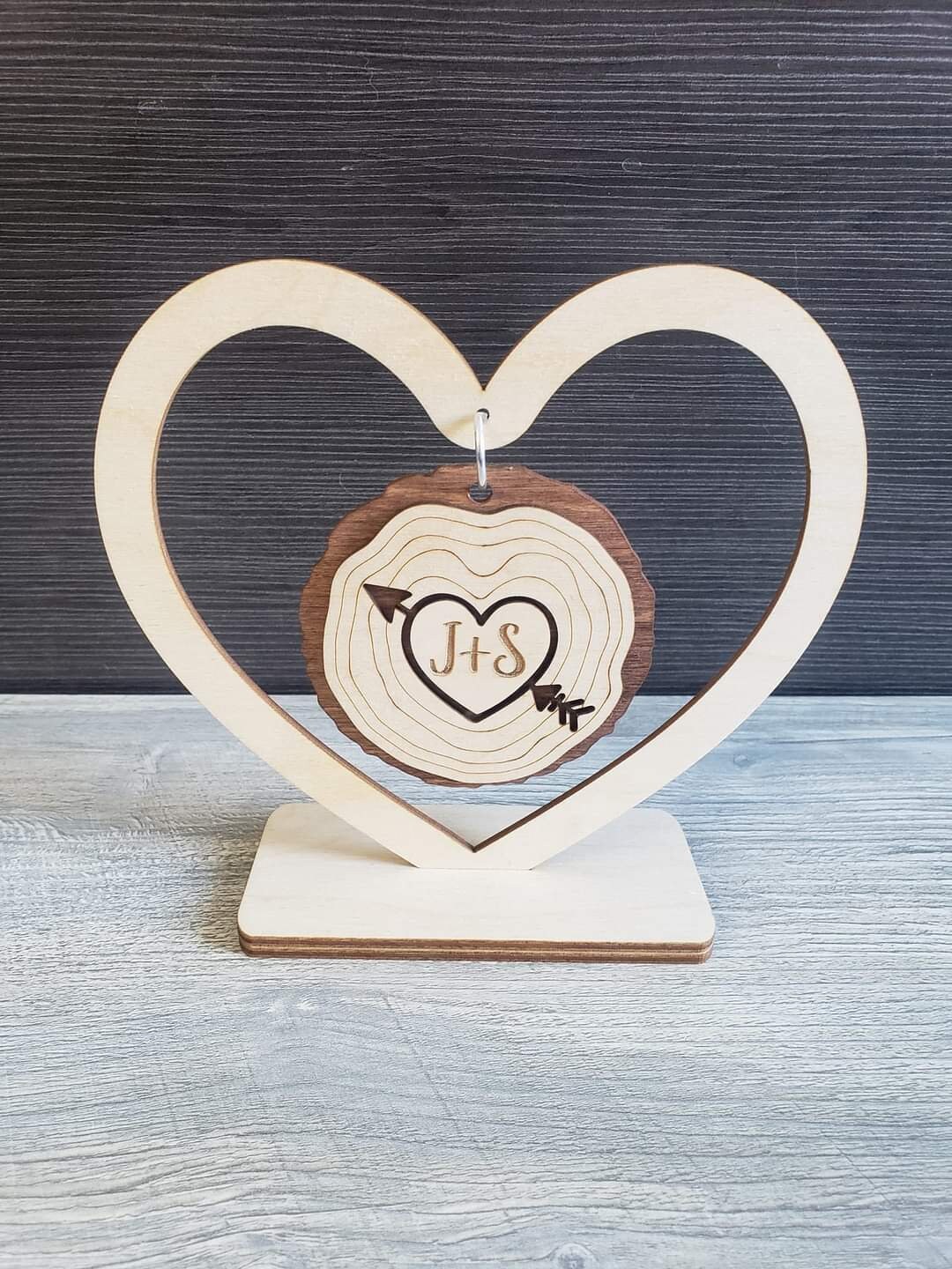 Wood Slice Heart and Stand - Etsy