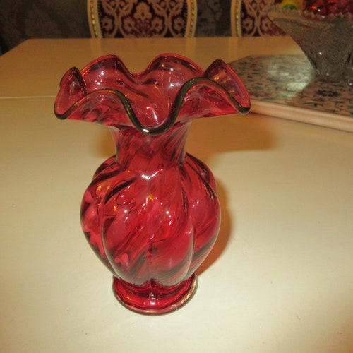 Pilgrim Cranberry Vase Made From Gold Collectible Cranberry - Etsy