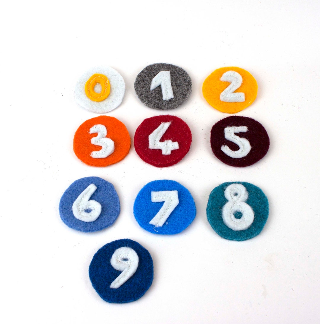 Números del 1 al 9 hechos en fieltro para coronas de cumpleaños colores ...