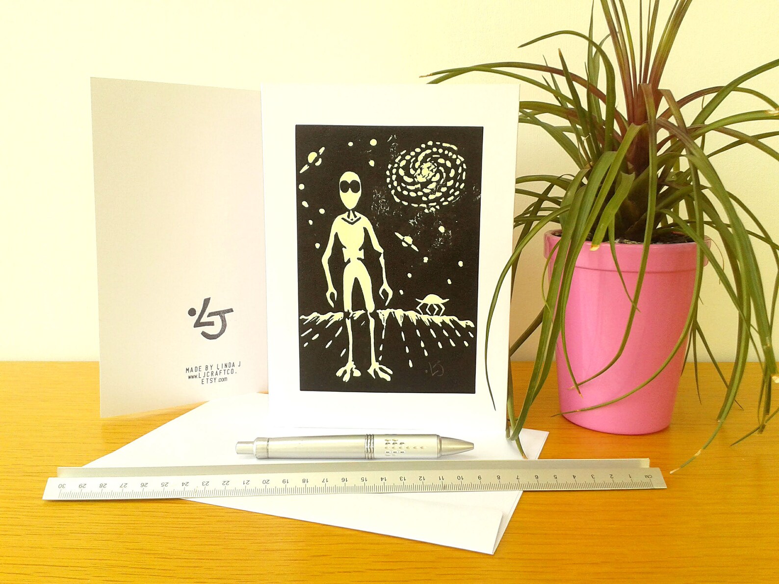 Alien Lino Print Greeting Card Original Art Print Glow in - Etsy