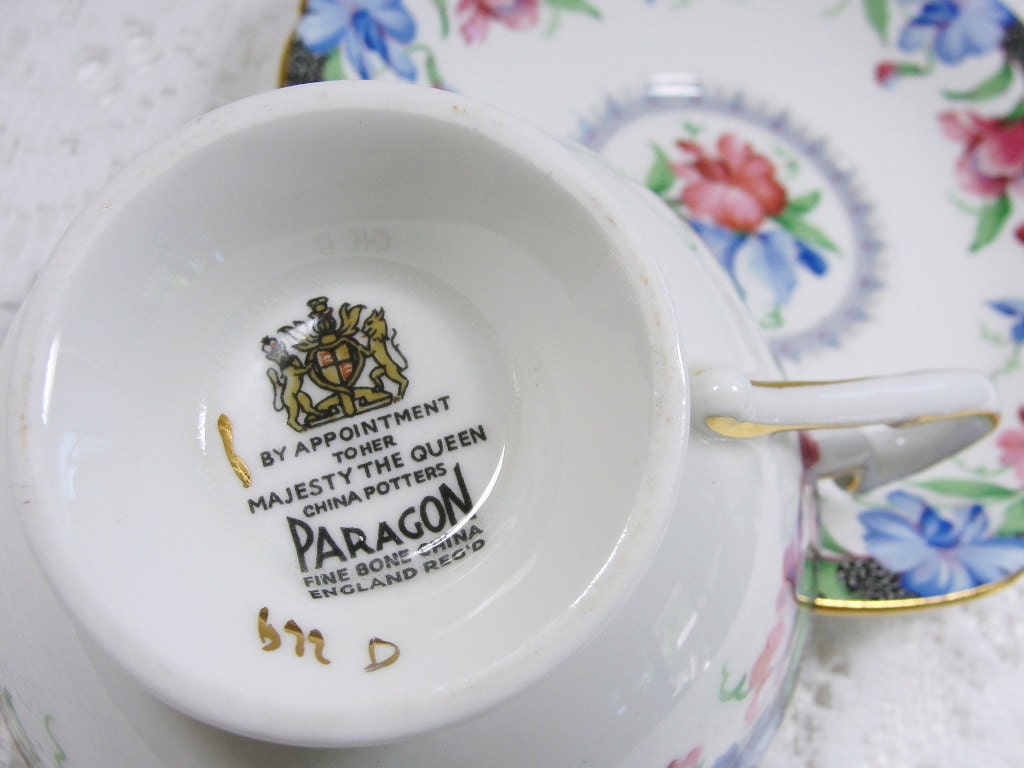 Paragon Tea Cup and Saucer in SWEET PEA Pattern, Pink and Blue Floral ...