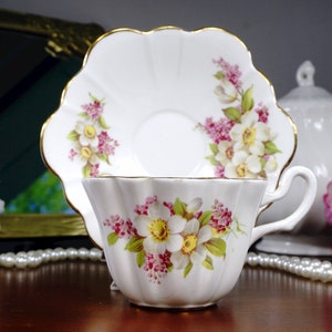 Royal Stuart Tea Cup and Saucer, Floral Teacup Set, Scalloped Edge ...