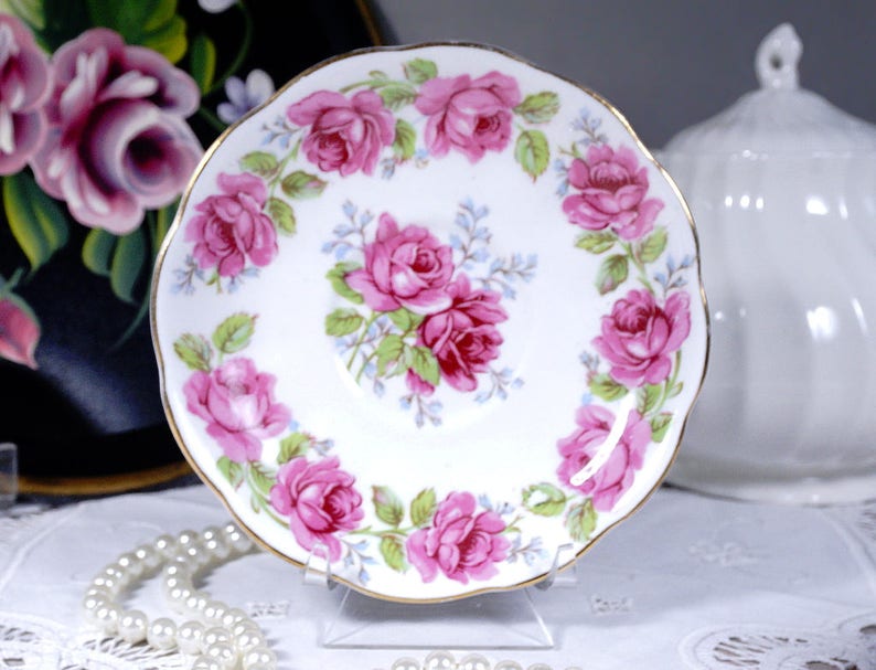 Queen Ann Tea Cup and Saucer, LADY ALEXANDER ROSE, Cottage Roses, Pink ...