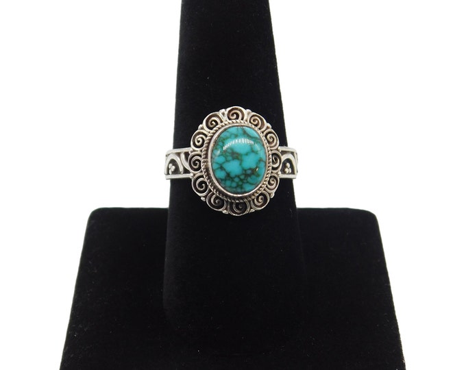 Vintage Genuine Turquoise and 925 Silver Ring With Decorative Detail on ...