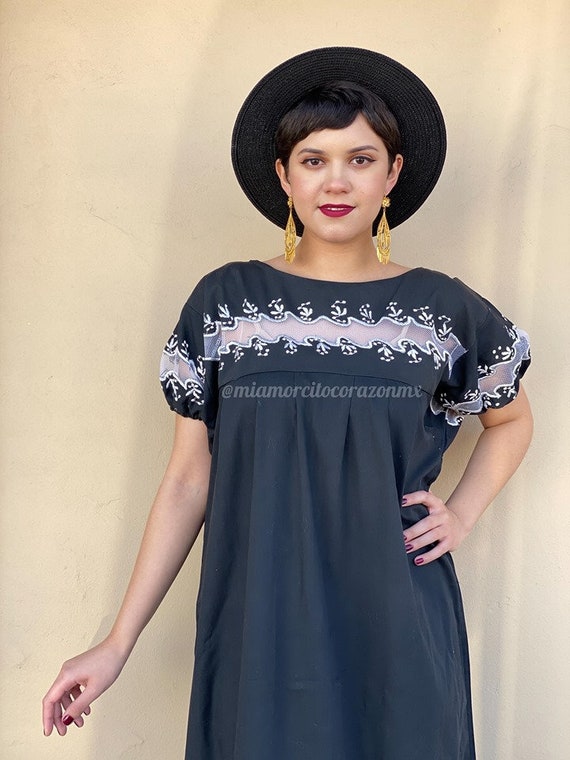 Mexican embroidered dress, vintage 80's, vestido mexi… - Gem