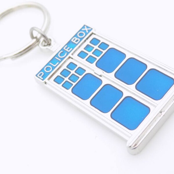 Geeky Keychain - Etsy